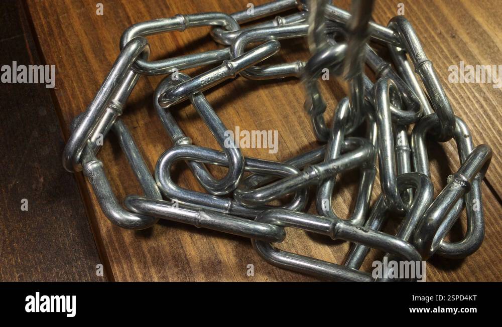 Lifting boards Stock Videos & Footage - HD and 4K Video Clips - Alamy