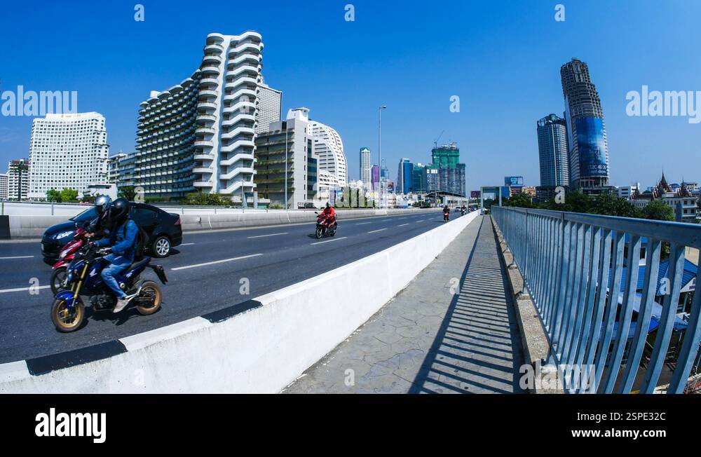 View traffic pass on bridge Stock Videos & Footage - HD and 4K Video ...