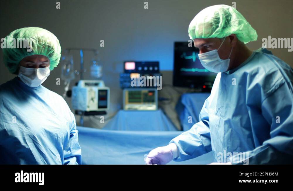 surgeons working Stock Video Footage - Alamy