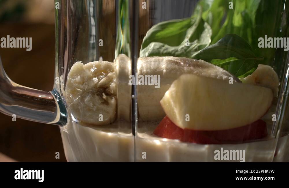 Blender mixing 2 Stock Video Footage - Alamy