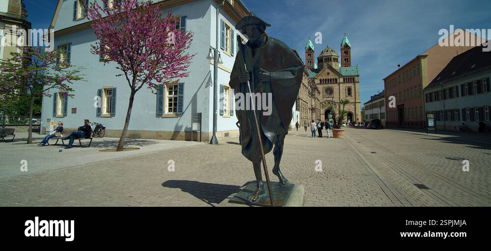 Statue pilgrims in Speyer (RED 5K ws 21:9 Stock Video Footage - Alamy