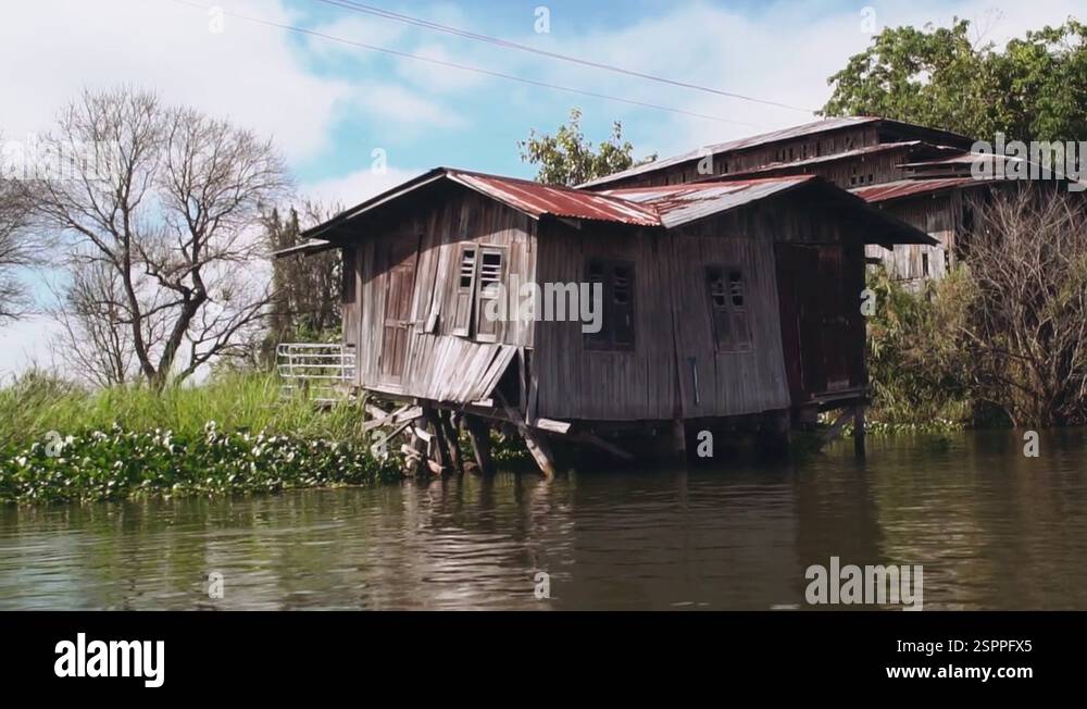 Myanmar slums Stock Videos & Footage - HD and 4K Video Clips - Alamy