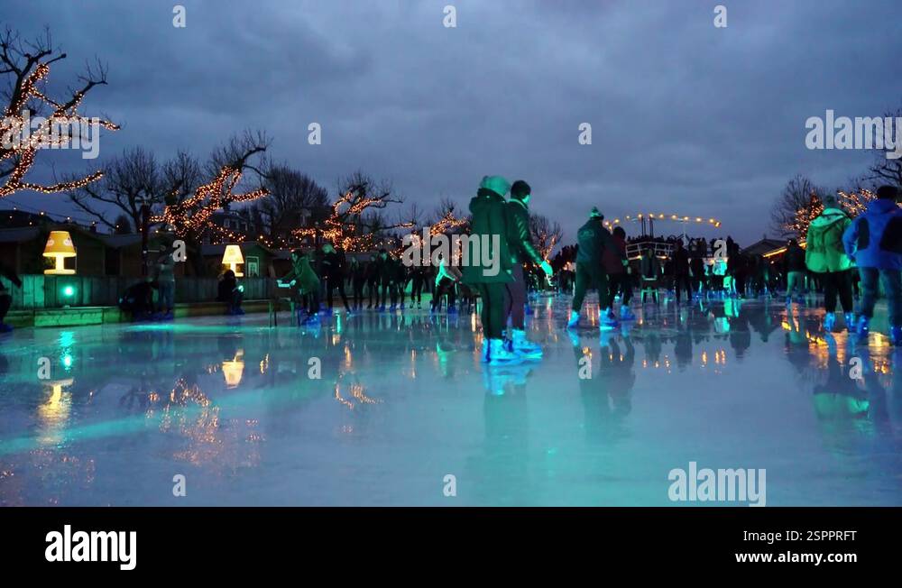 Ice scating Stock Videos & Footage - HD and 4K Video Clips - Alamy