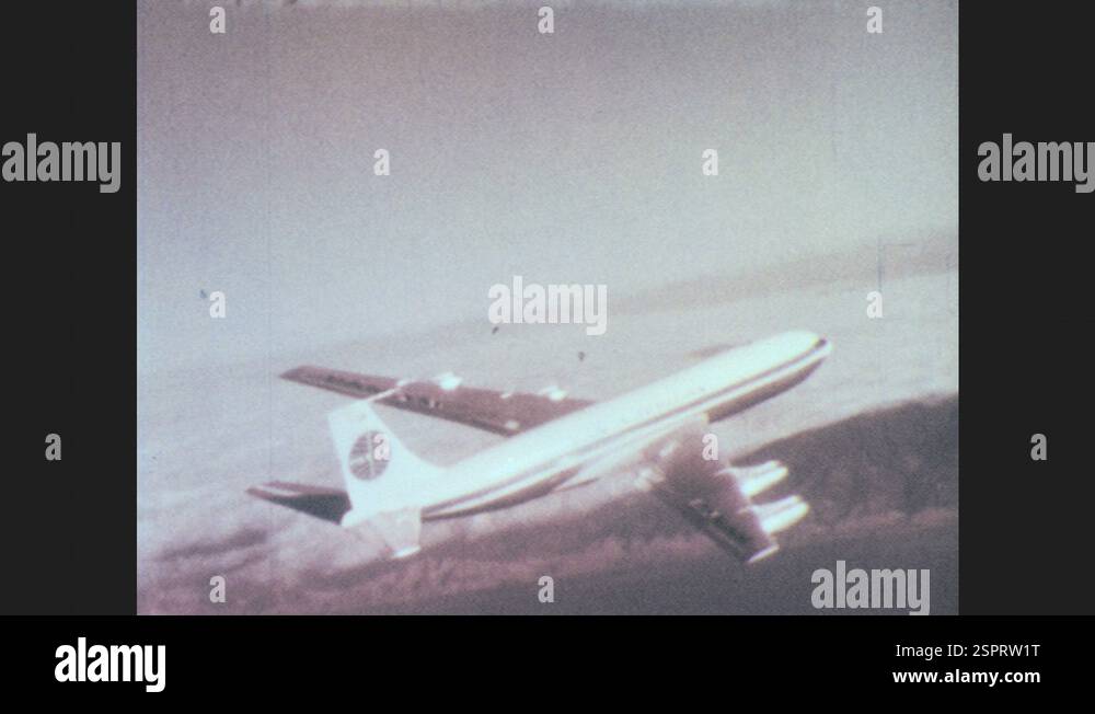 Puerto Rico 1960s: Plane in flight. Map - moving blue line from New ...
