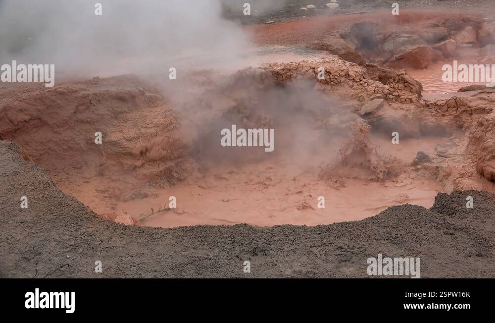 Red basin trail Stock Videos & Footage - HD and 4K Video Clips - Alamy