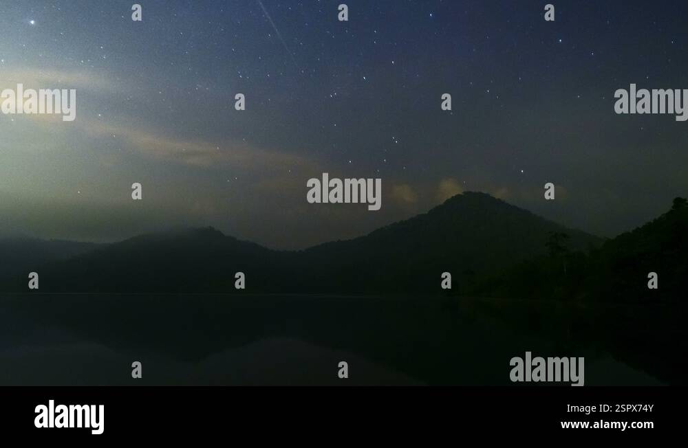 Time lapse of the Milky Way and the starry sky over the Alps Stock ...
