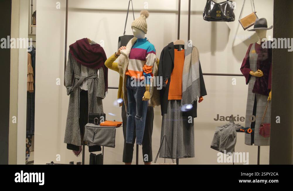 Manequin design Stock Videos & Footage - HD and 4K Video Clips - Alamy