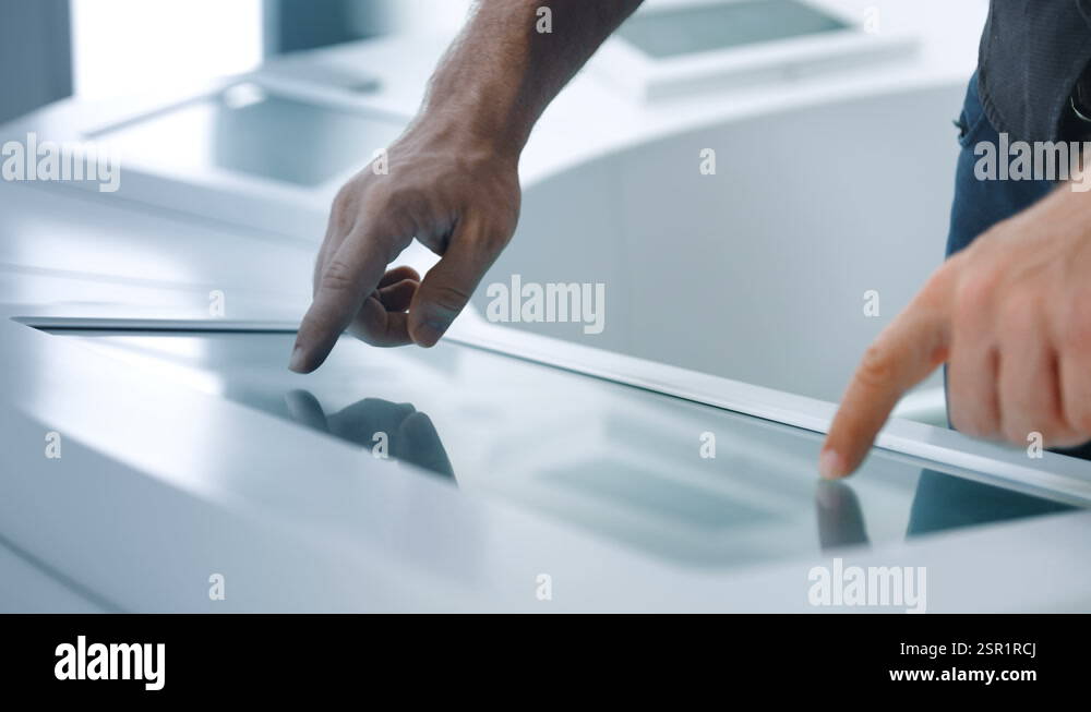 Hi tech science lab Stock Videos & Footage - HD and 4K Video Clips - Alamy