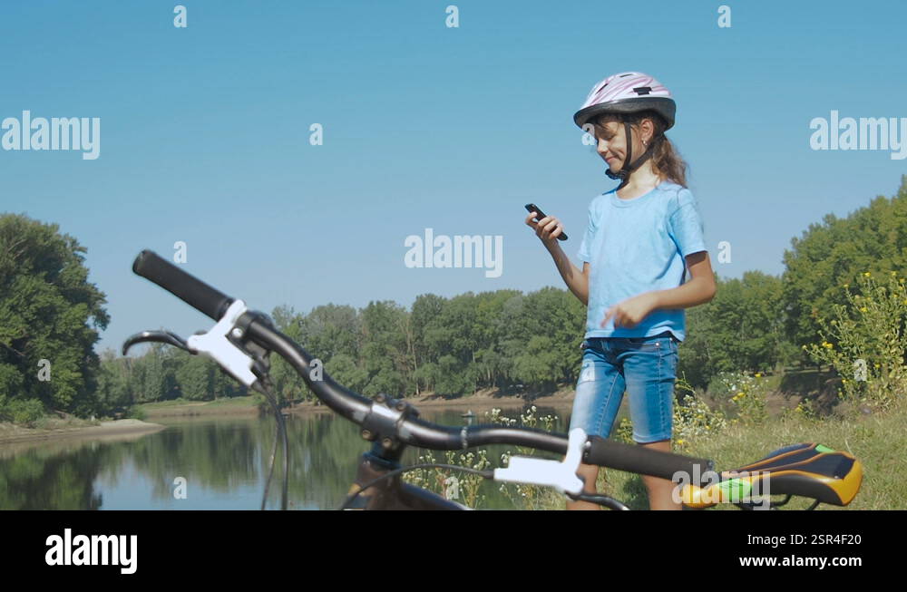 Loss of signal Stock Video Footage - Alamy