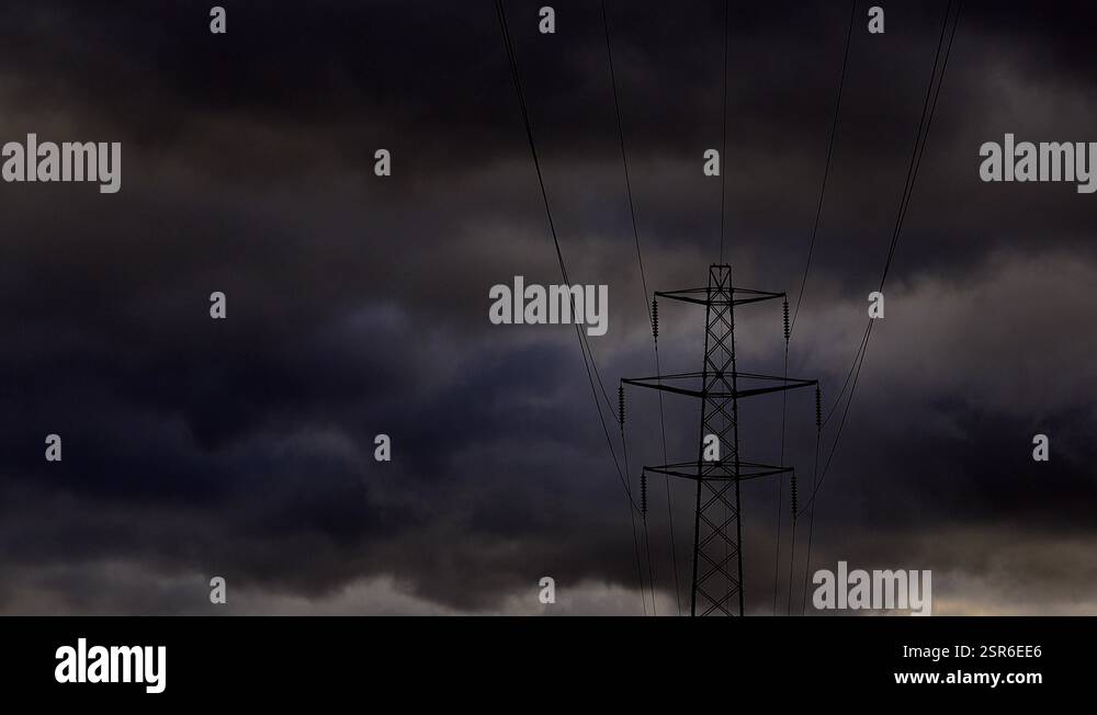 Pylon uk horizon Stock Videos & Footage - HD and 4K Video Clips - Alamy