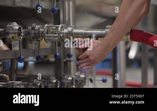 Hand opening valve Stock Videos & Footage - HD and 4K Video Clips - Alamy