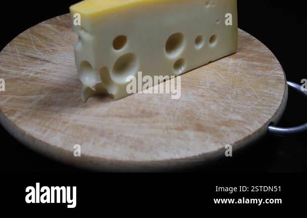 Round of cheddar Stock Videos & Footage - HD and 4K Video Clips - Alamy