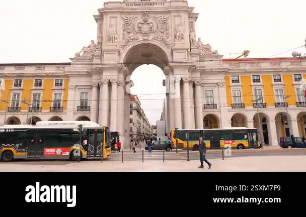 Triumphal arch at Rua Augusta at Commerce Square in Lisbon, Portugal ...