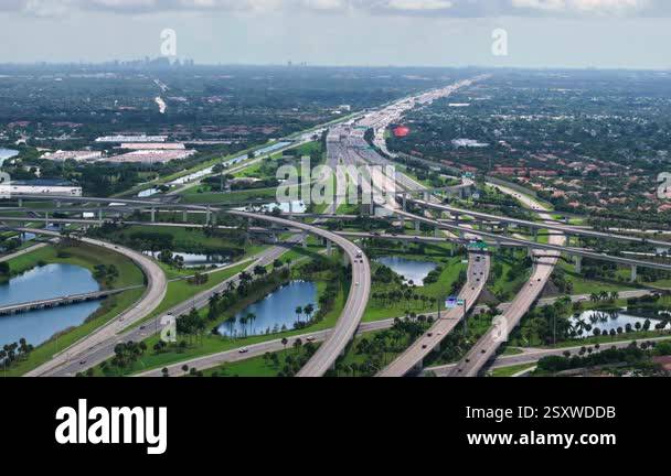 Elevated freeway intersection in American city of Miami, Florida with ...
