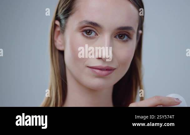 A breathtaking portrait that beautifully captures a young woman ...