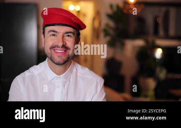 Red beret uniform Stock Videos & Footage - HD and 4K Video Clips - Alamy