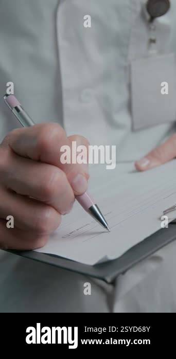 Mri interpretation Stock Videos & Footage - HD and 4K Video Clips - Alamy