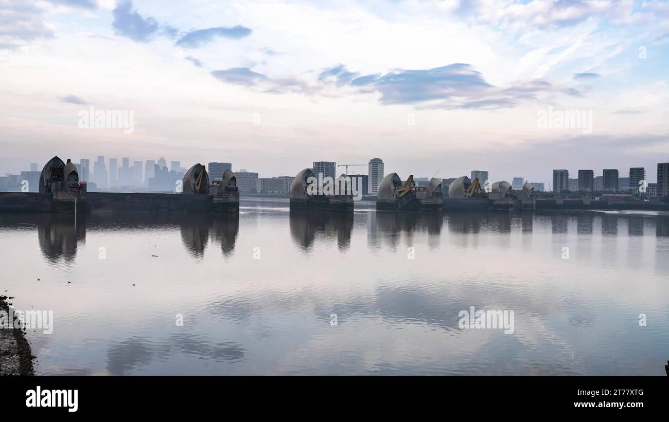 Thames estuary start Stock Videos & Footage - HD and 4K Video Clips - Alamy