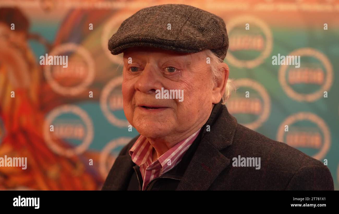 David leith Stock Videos & Footage - HD and 4K Video Clips - Alamy