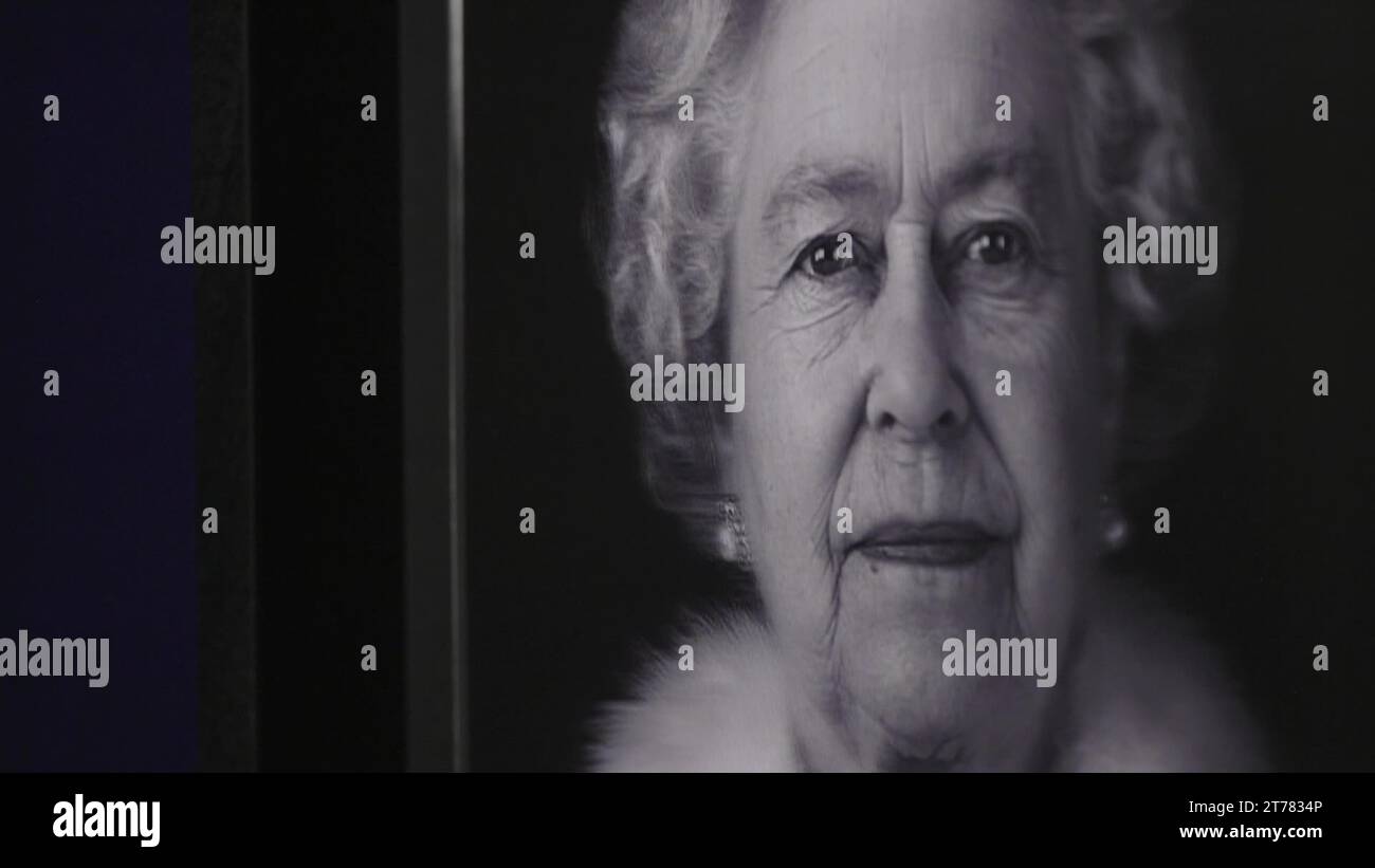 Rare and unseen royal photos to go on display at Kensington Palace ...