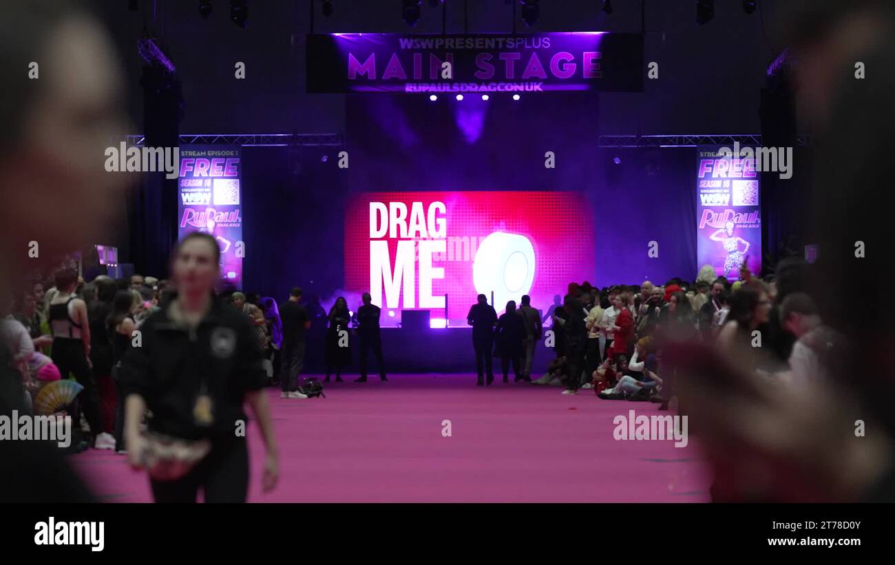 Drag queens of Stock Videos & Footage - HD and 4K Video Clips - Alamy
