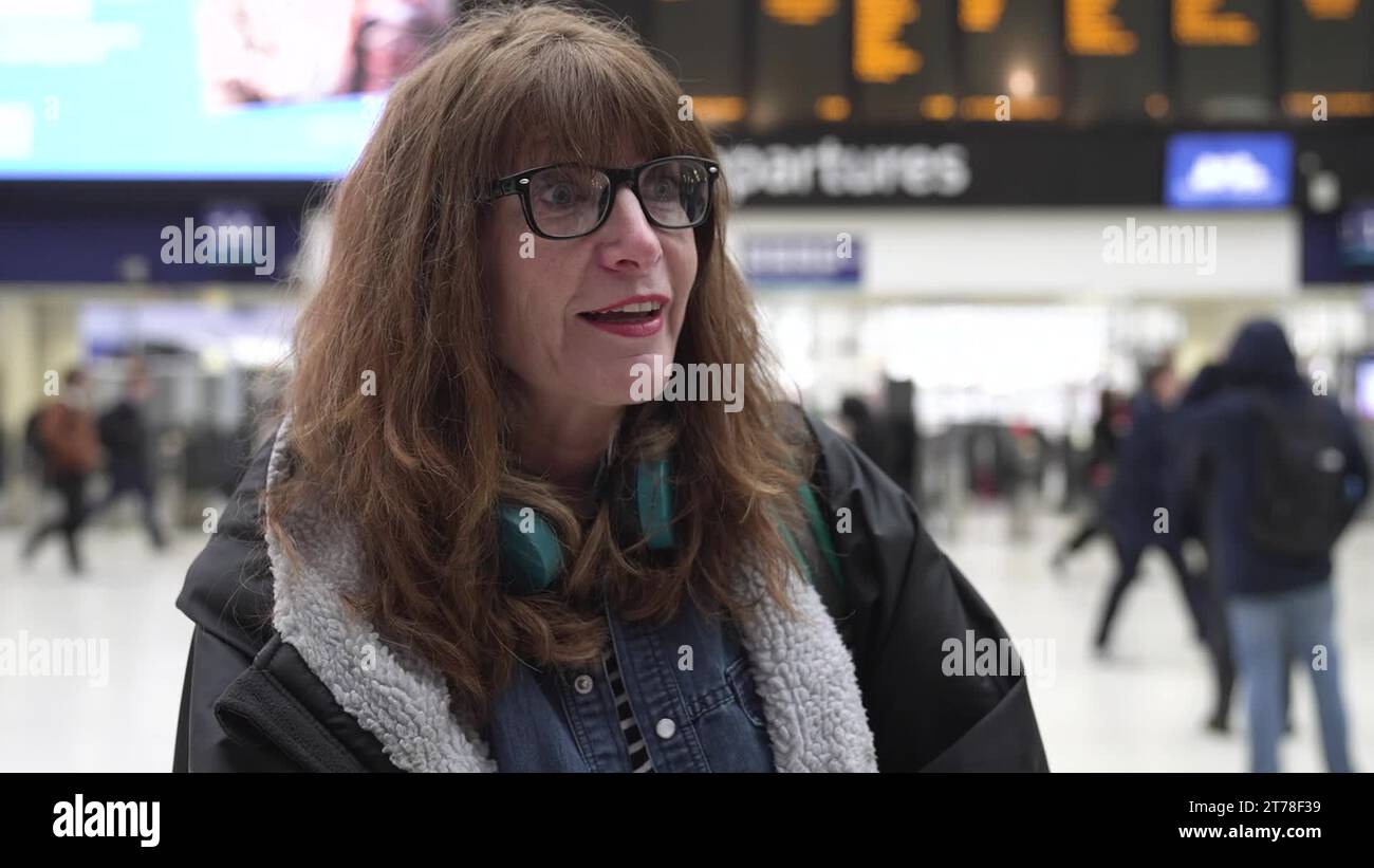 England rail commuters Stock Videos & Footage - HD and 4K Video Clips ...