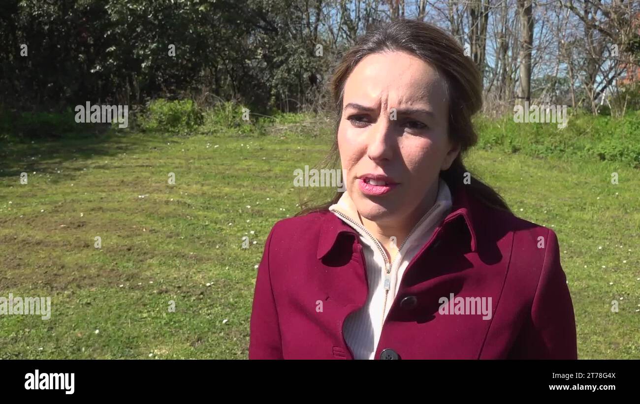 Stella wife Stock Videos & Footage - HD and 4K Video Clips - Alamy