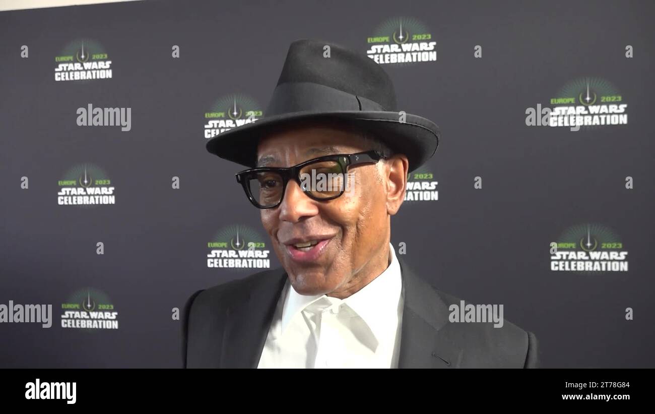 Excel entertainment Stock Videos & Footage - HD and 4K Video Clips - Alamy