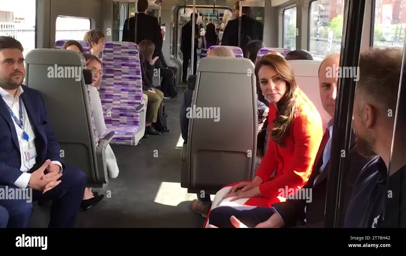 Coronation elizabeth Stock Videos & Footage - HD and 4K Video Clips - Alamy