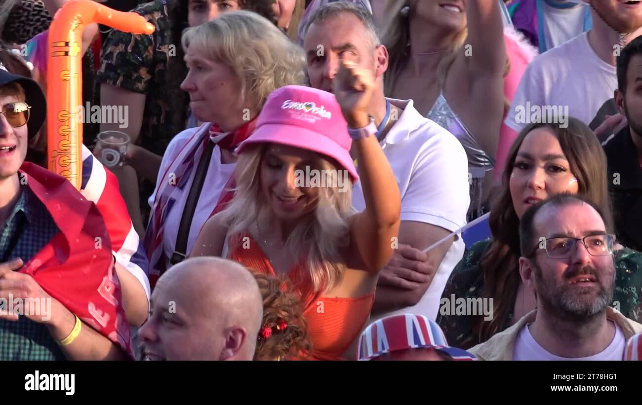 Fan contest Stock Videos & Footage - HD and 4K Video Clips - Alamy