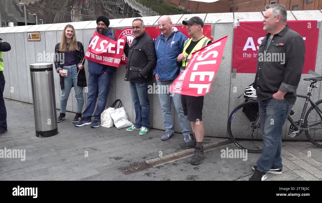 Picket lines Stock Videos & Footage - HD and 4K Video Clips - Alamy