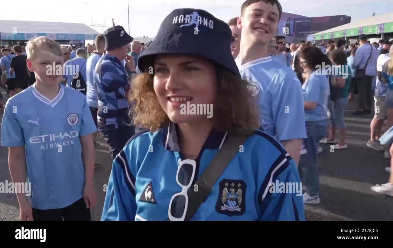 Man city fan Stock Videos & Footage - HD and 4K Video Clips - Alamy