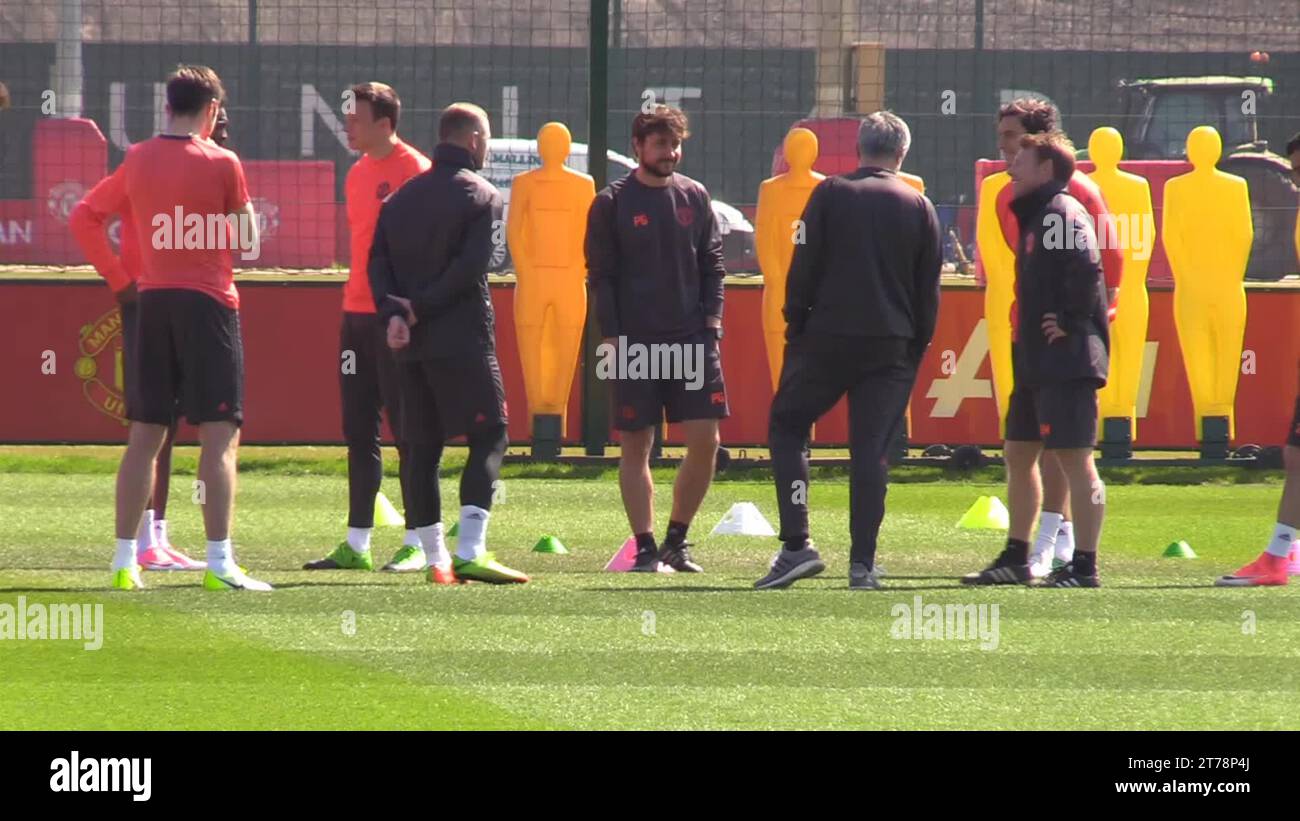 Manchester united playing football Stock Videos & Footage - HD and 4K ...