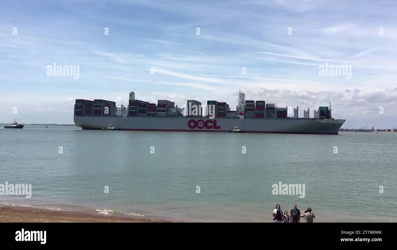 Oocl port of felixstowe Stock Videos & Footage - HD and 4K Video Clips ...