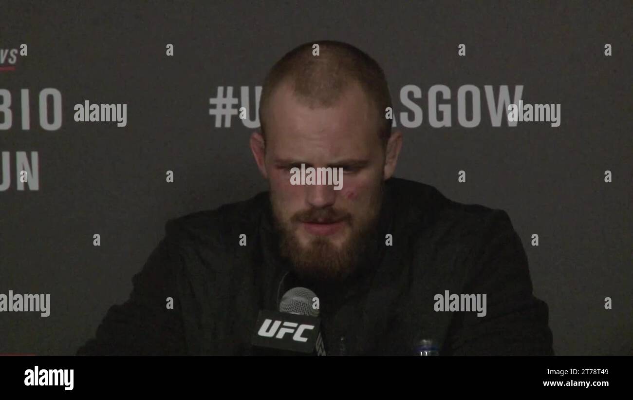 Ufc fight Stock Videos & Footage - HD and 4K Video Clips - Alamy