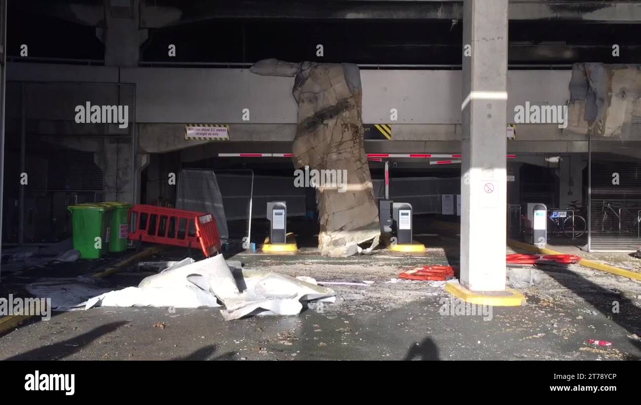 Liverpool vehicles Stock Videos & Footage - HD and 4K Video Clips - Alamy