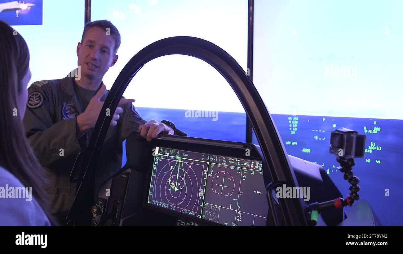 MPs and US Ambassador try ‘flying’ an F-35 jet Stock Video Footage - Alamy