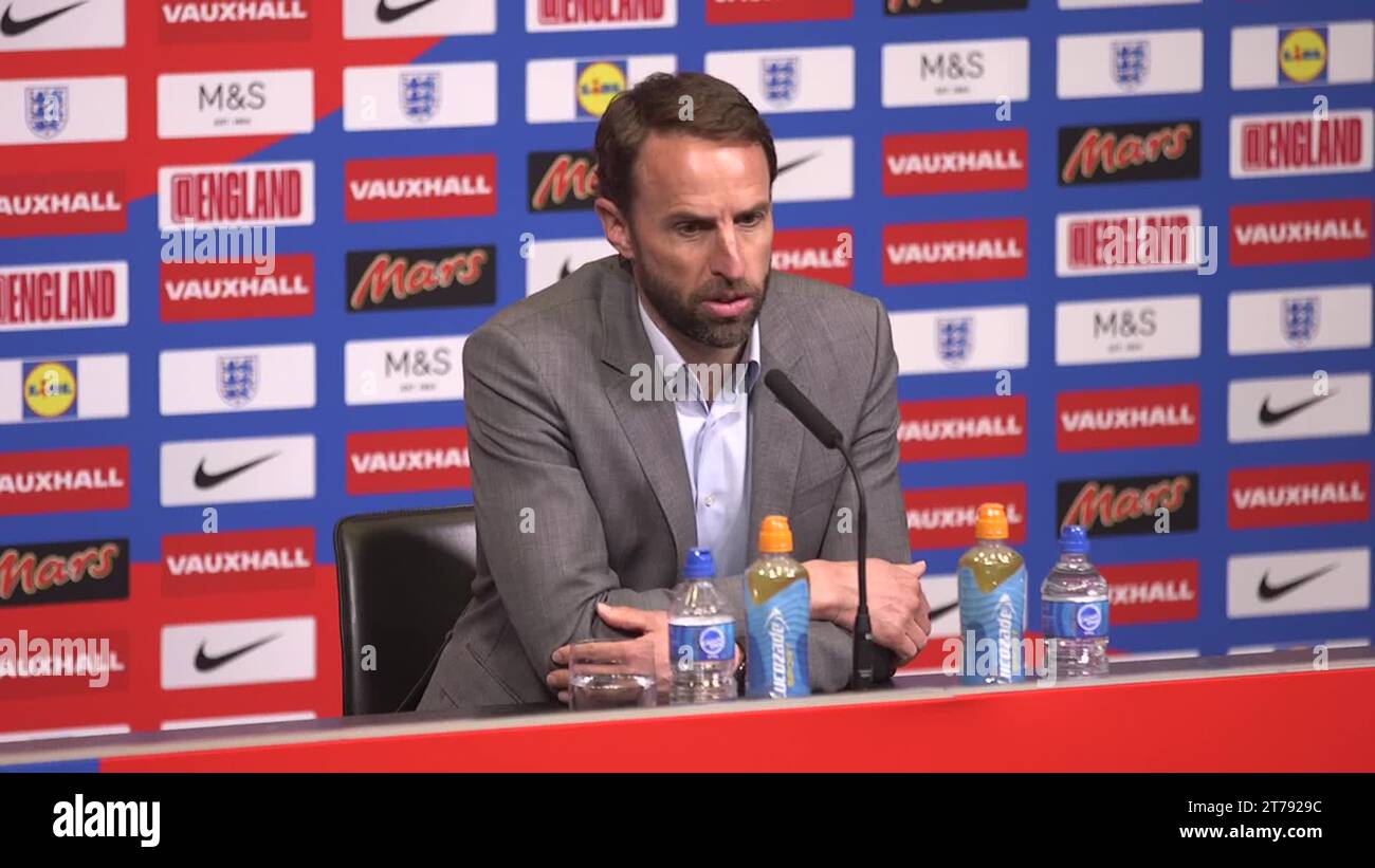 Gareth Southgate pays tribute to footballers Ray Wilson and Jjloyd ...