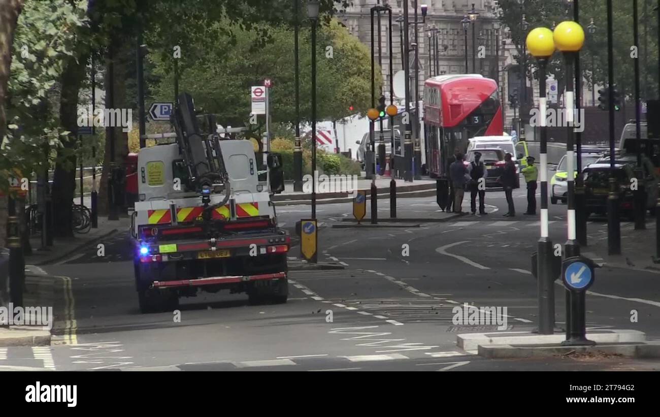 Recovery vehicles Stock Videos & Footage - HD and 4K Video Clips - Alamy