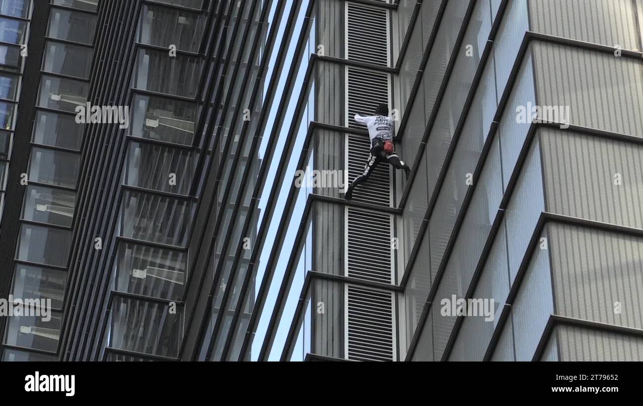 French spiderman Stock Videos & Footage - HD and 4K Video Clips - Alamy