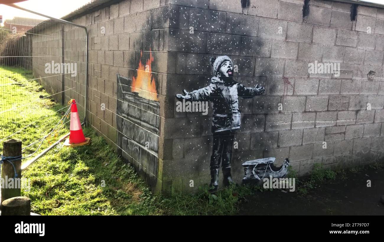 Banksy claims artwork referencing steelworks in Port Talbot Stock Video ... Banksy claims artwork referencing steelworks in Port Talbot Stock Video ...