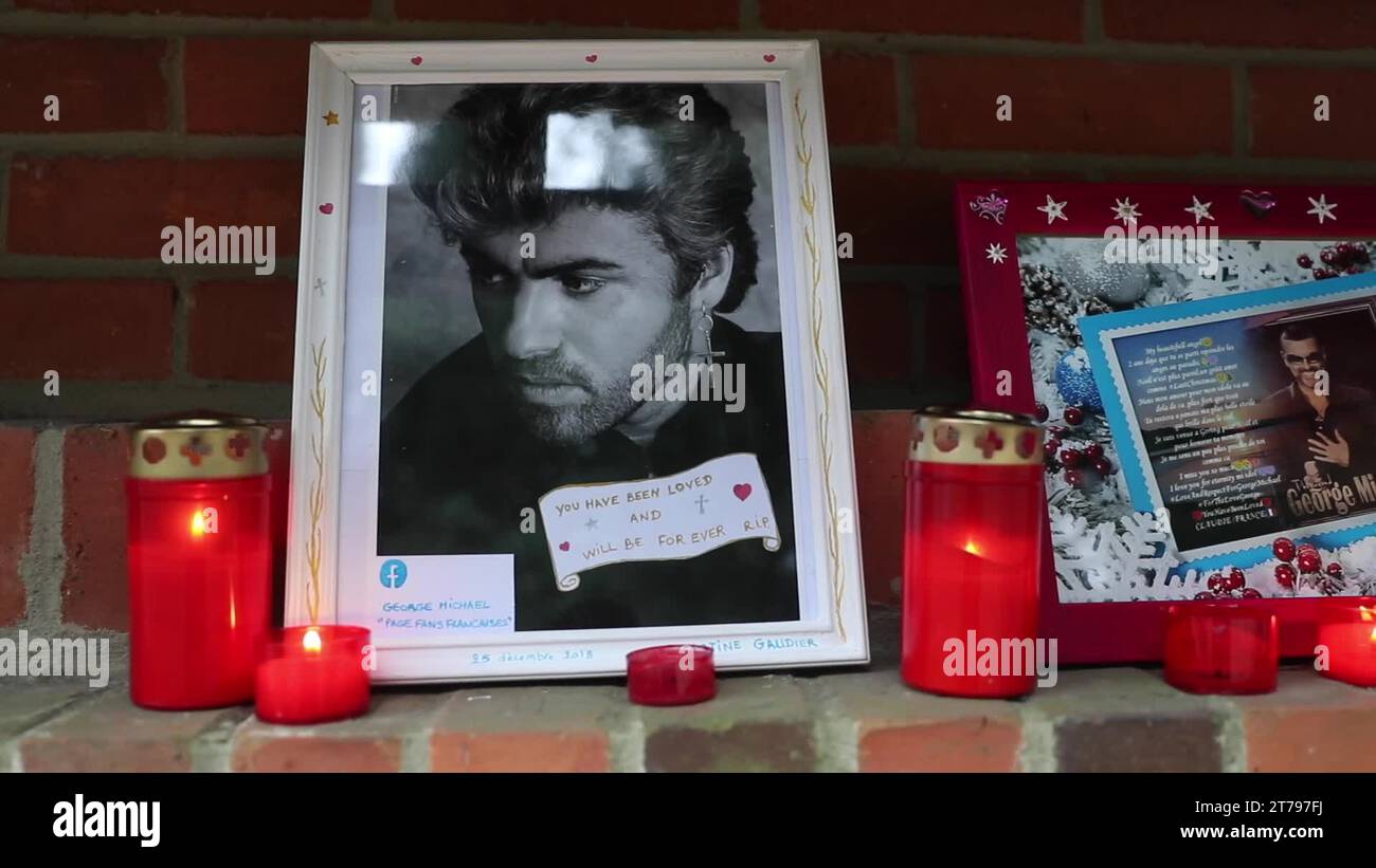 Tributes left for George Michael on anniversary of his death Stock ...