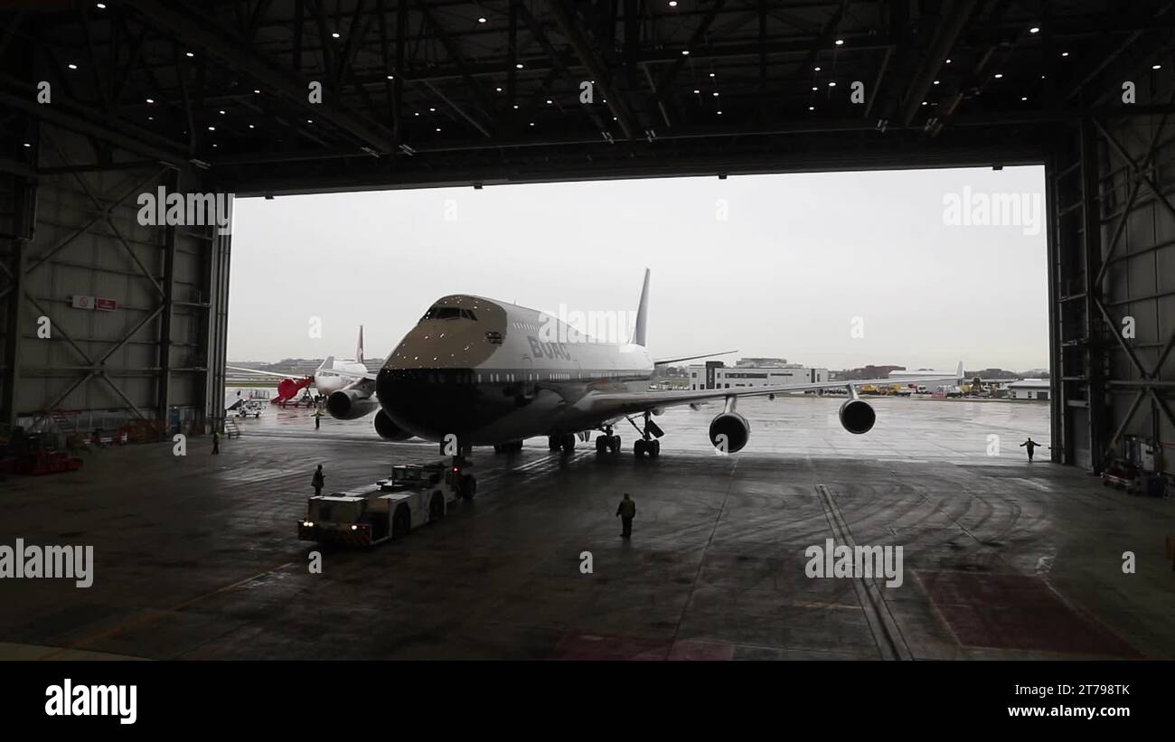 British Airways plane repainted in retro livery for 100th anniversary ...