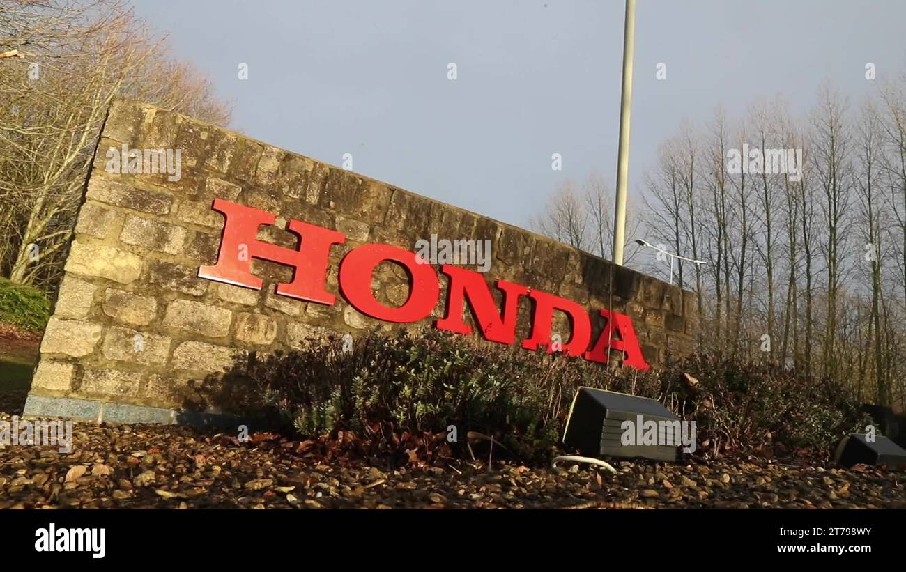 Honda workers Stock Videos & Footage - HD and 4K Video Clips - Alamy