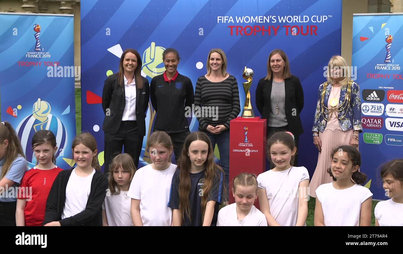 Rachel yankey trophy Stock Videos & Footage - HD and 4K Video Clips - Alamy