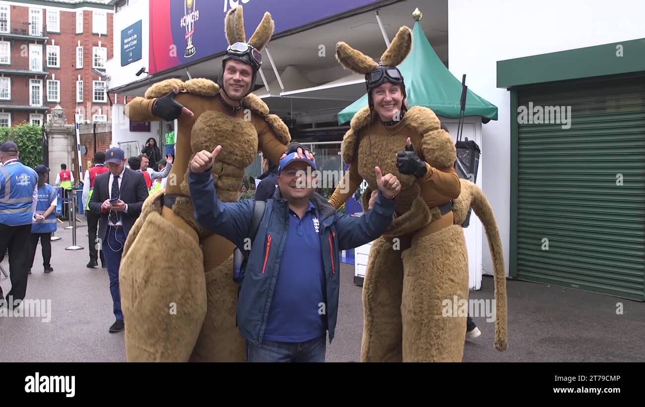 Cricket fans australia Stock Videos & Footage - HD and 4K Video Clips ...