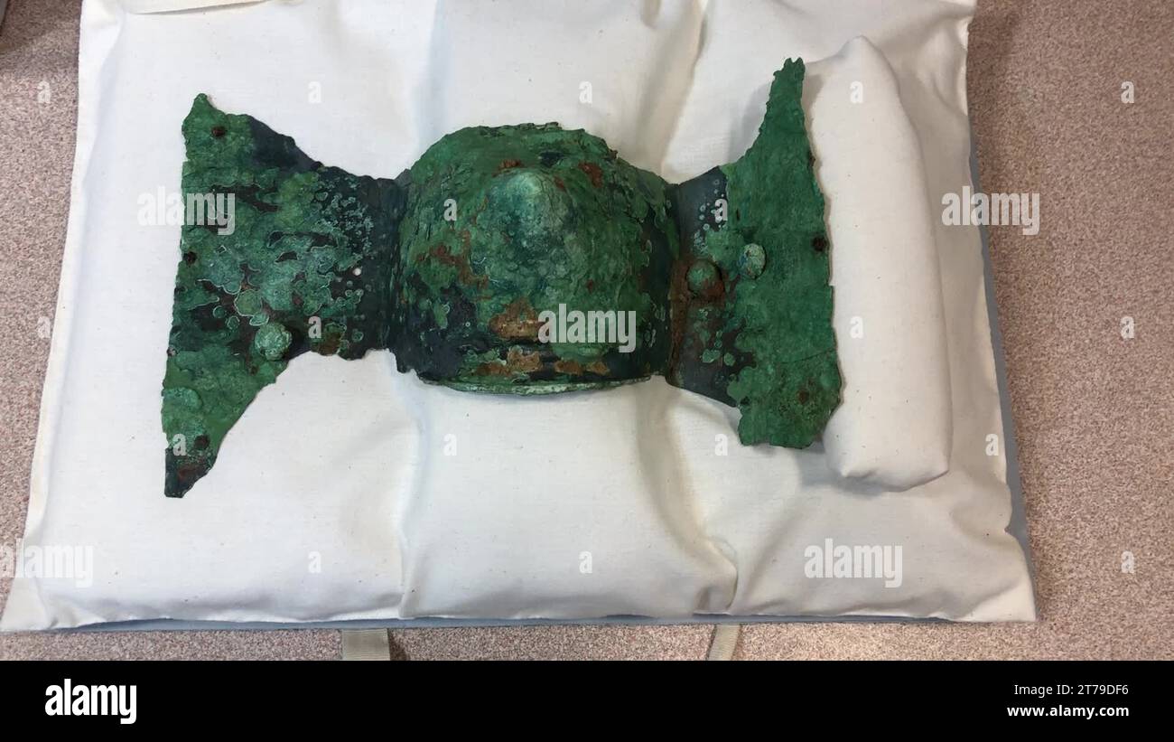Grave discovered Stock Videos & Footage - HD and 4K Video Clips - Alamy