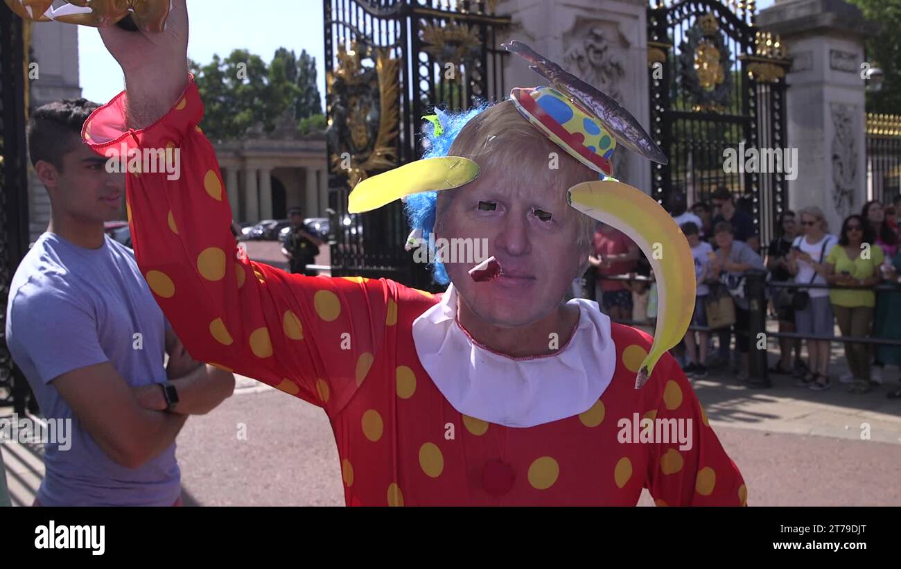 Clown protest Stock Videos & Footage - HD and 4K Video Clips - Alamy