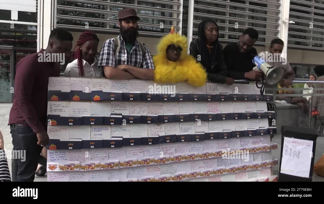 Chicken boxes Stock Videos & Footage - HD and 4K Video Clips - Alamy