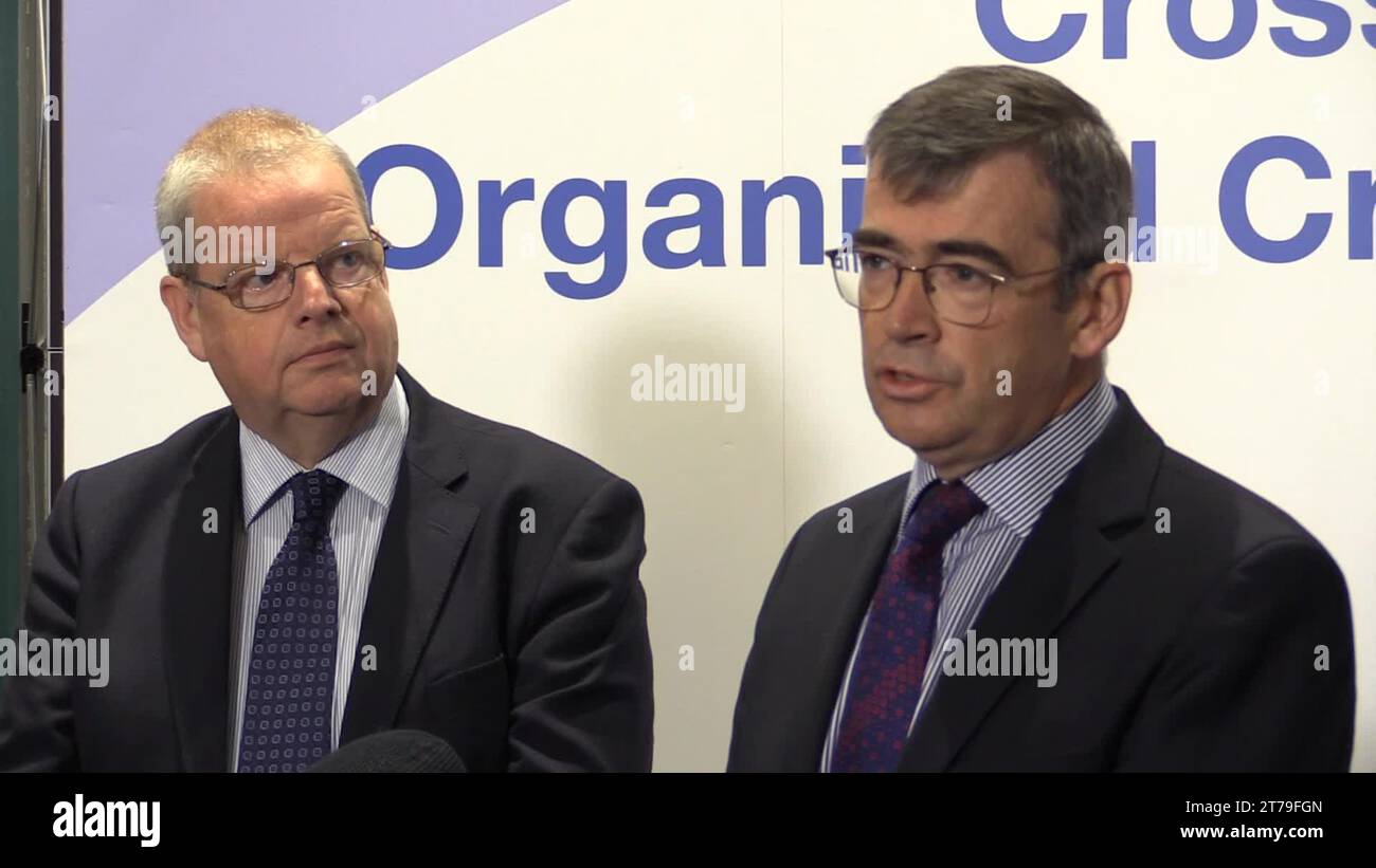 Kevin hunt Stock Videos & Footage - HD and 4K Video Clips - Alamy